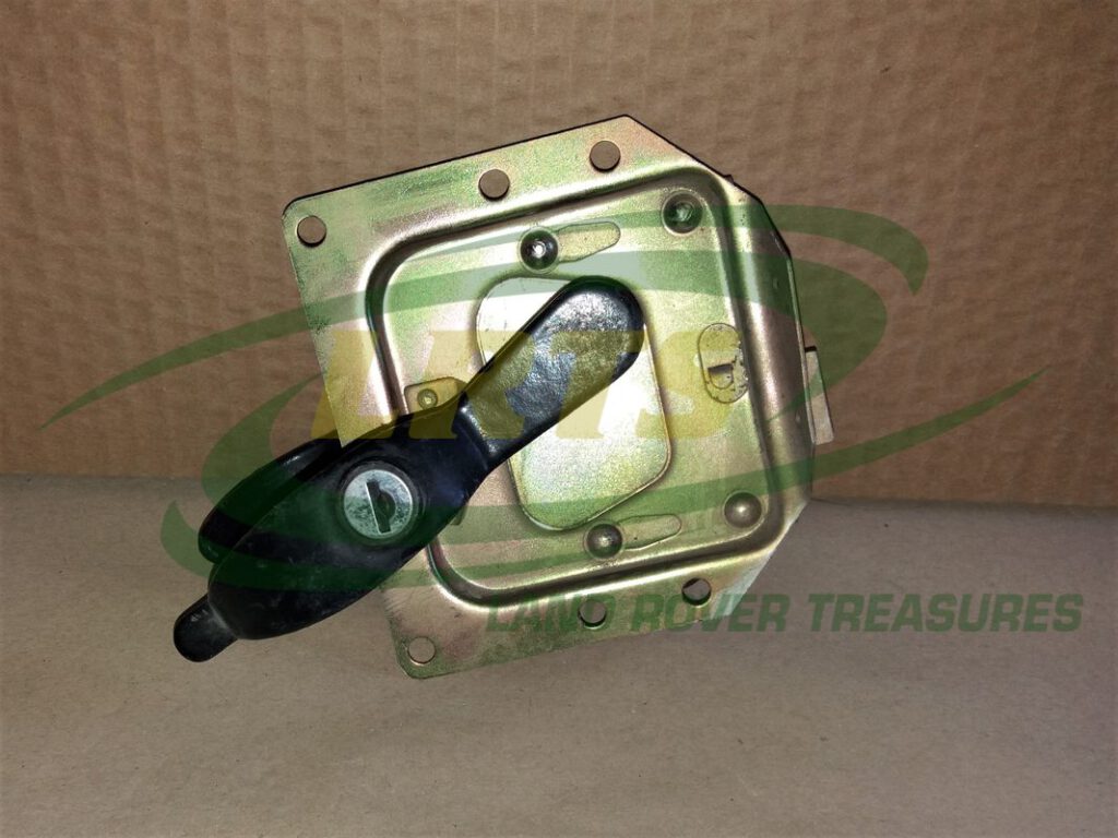 158385 DOOR LOCK ASSEMBLY LAND ROVER SANTANA - Land Rover Treasure Shop
