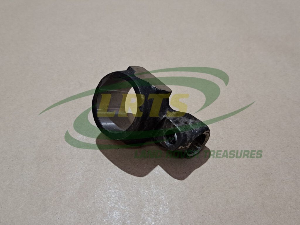 FRC5864 YOKE LT77 5 SPD SELECTOR SHAFT LAND ROVER DEF - Land Rover ...