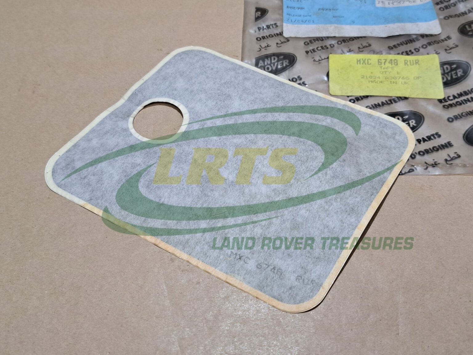MXC6748RUR DECAL FUEL FILLER DOOR LAND ROVER DISCO - Land Rover ...