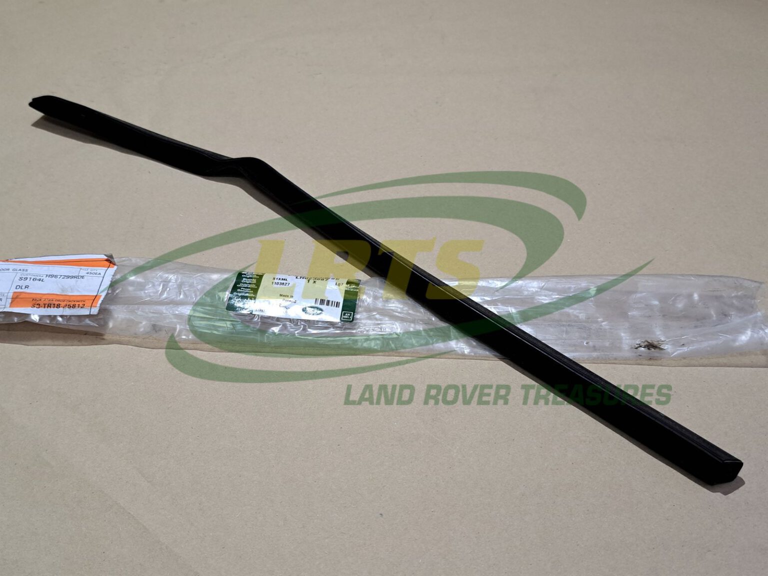 LR023887 CHANNEL TOP FRONT DOOR LAND ROVER DEF - Land Rover Treasure Shop