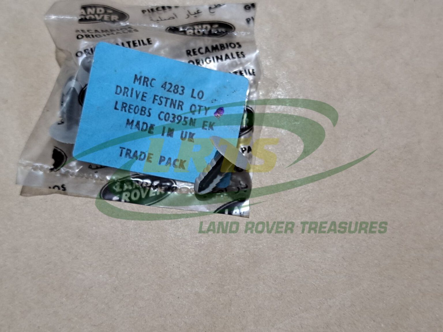 MRC4283LOY FASTENER GREY LAND ROVER RRC - Land Rover Treasure Shop