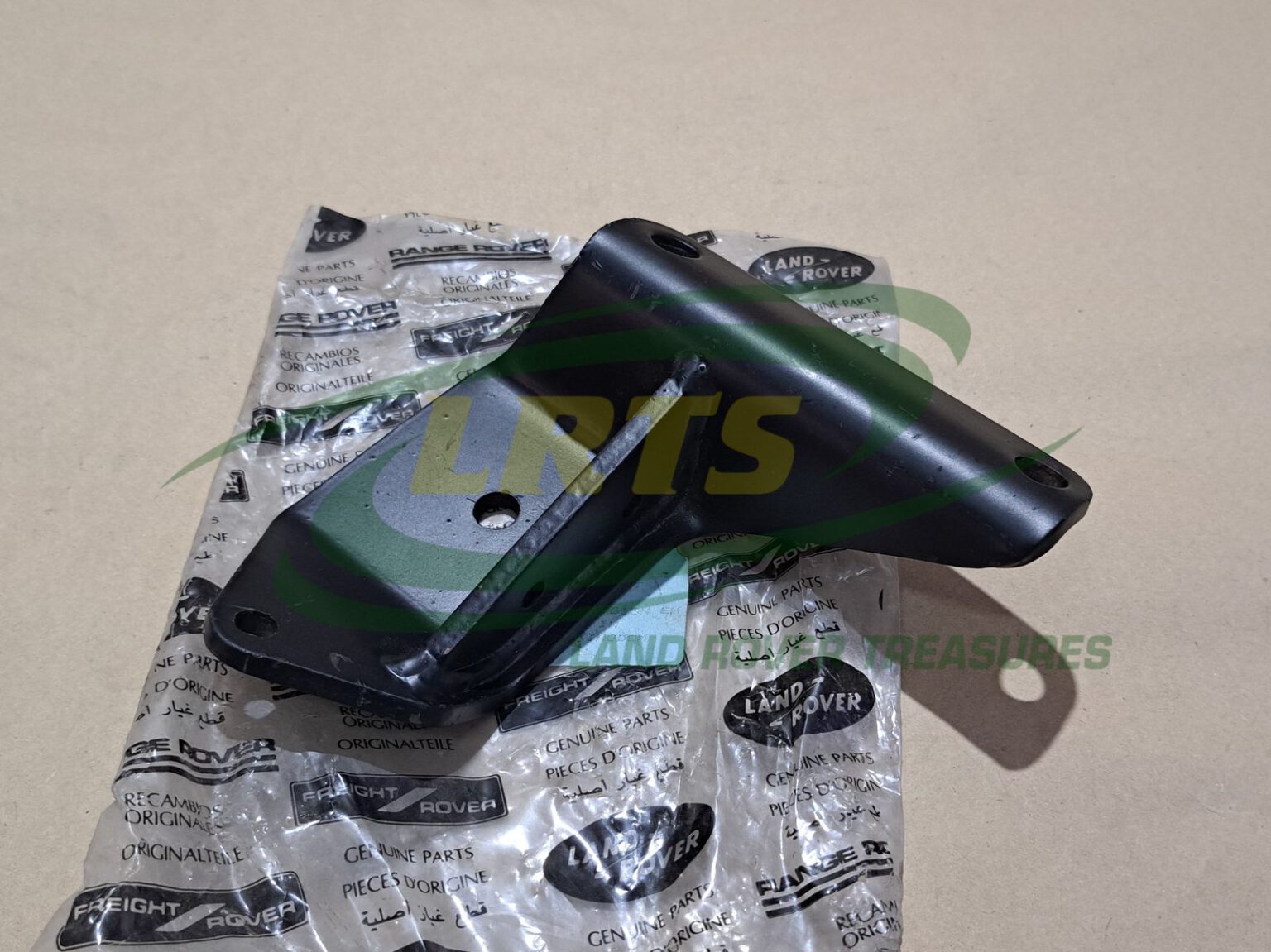 NRC3314 BRACKET LH V8 ENGINE LAND ROVER SERIES 3 DEF 101FWC RRC DISCO 1 ...