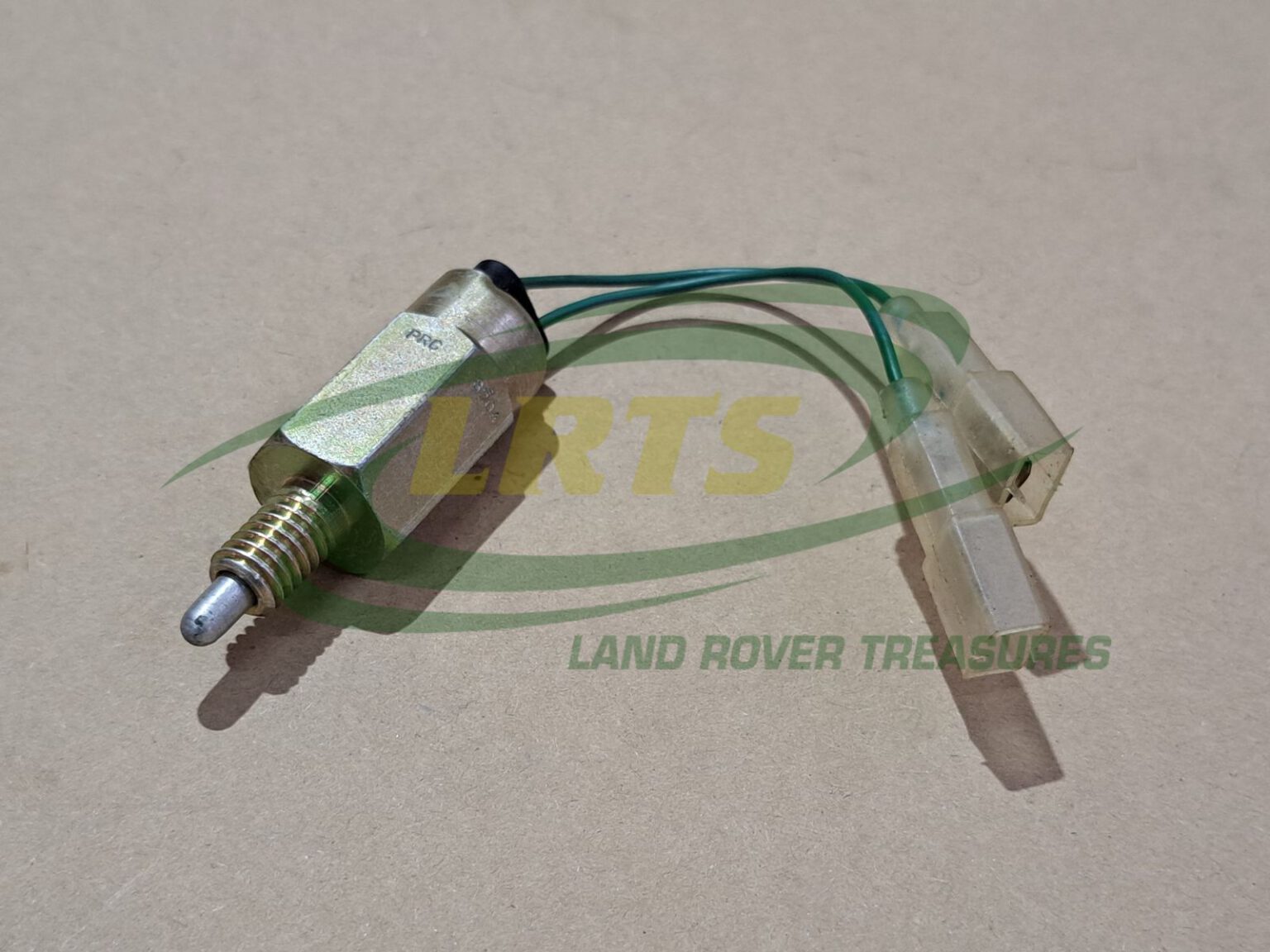 PRC8204 SWITCH REVERSE LAMP LT77 LAND ROVER DEF - Land Rover Treasure Shop