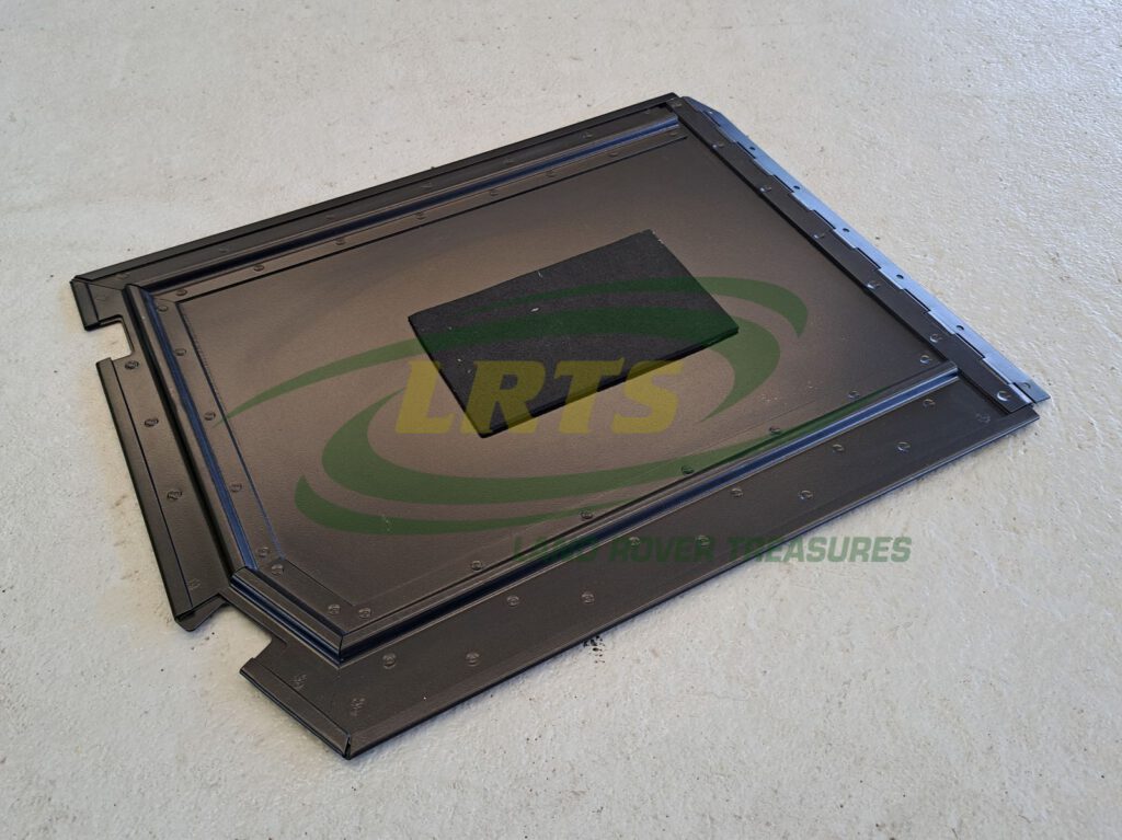 RRC4793 PANEL LH JERRY CAN STOWAGE DOOR LAND ROVER DEF MILITARY - Land ...