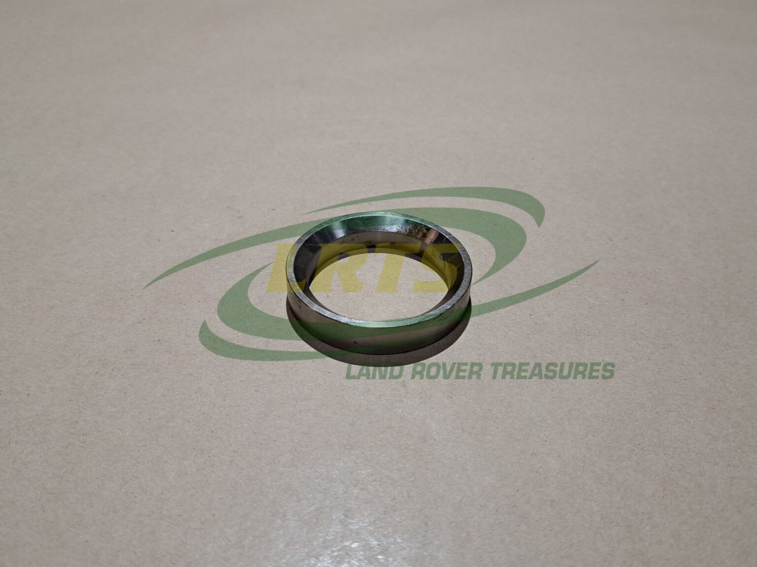 599698 COLLAR STUB AXLE HUB SEAL LAND ROVER SERIES 1 2/A 3 LIGHTWEIGHT ...